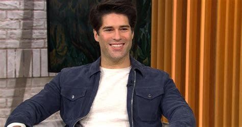 Ghosts Actor Asher Grodman On Christmas Episode Cbs News