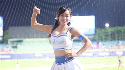 20230404 Fubon Angels Evelyn 丹丹 藍色狂潮 超強一擊 嗆司曲 Youtube