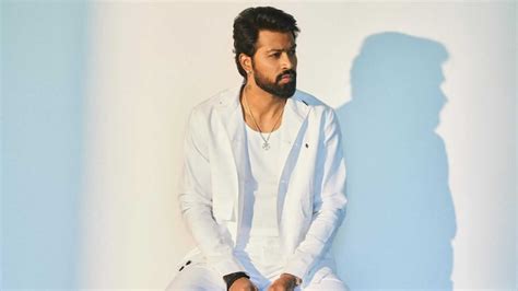 After Separating From Natasha Is Hardik Pandya Dating A British Singer