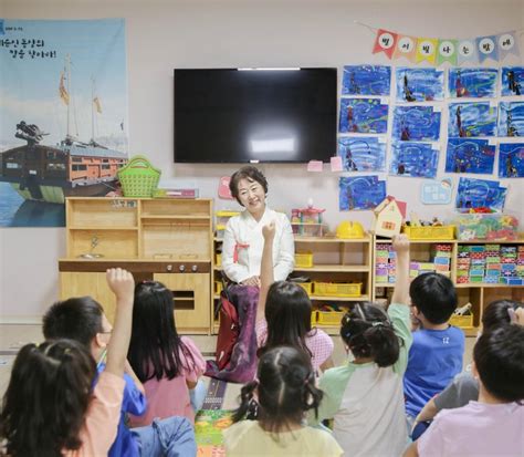 문체부 내일 이야기할머니의 날 행사…604명 졸업 파이낸셜뉴스