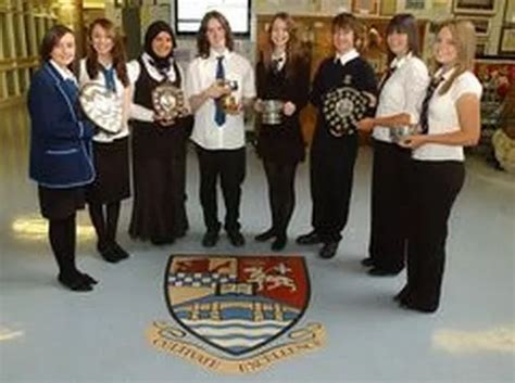 Kyle Academy Pupils Lift Their Awards Daily Record
