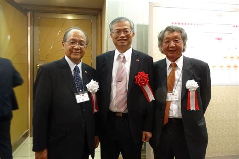 理監事（大阪中華總會慶祝103年雙十國慶左起大阪中華總會會長洪勝信、駐大阪事處處長蔡明耀、僑務委員何武雄） 中華民国留日大阪中華總會【台湾】