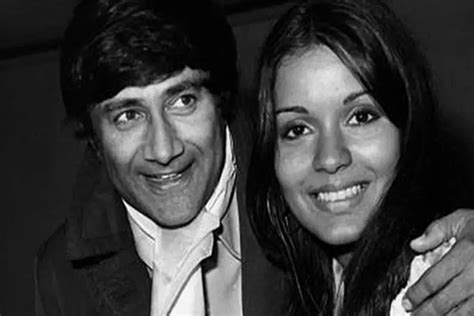 When Dev Anand Confessed His Love For Zeenat Aman Felt Jealous When Raj Kapoor Kissed Her The
