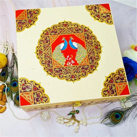 White Peacock Designer Box At ₹ 349piece In New Delhi Id 24772648297