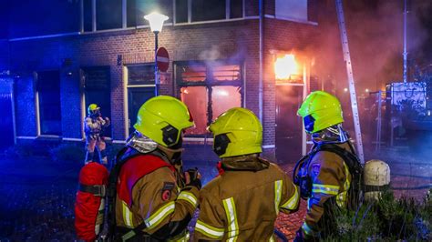 Grote Brand Uitgebroken Na Nieuwe Explosie Bij Woning Naast Pand Loodgieter Al Het Nieuws Uit