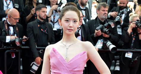 윤아 칸영화제 인종차별 피해 논란 “불편한 표정” 외신 조명