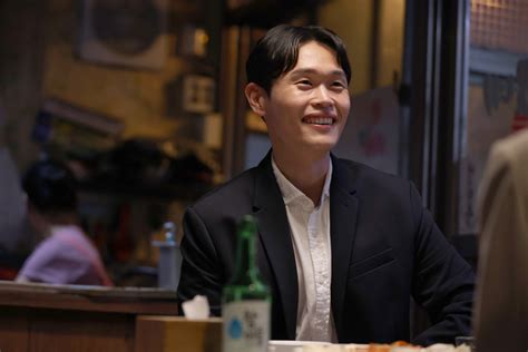 어쩌면 우린 헤어졌는지 모른다 상세정보 씨네21