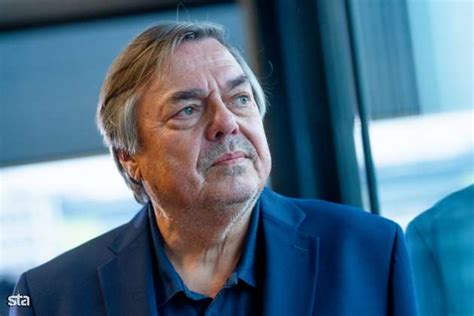 Drago Jančar Kot Prvi Slovenec Prejel Makedonsko Nagrado Prozart Megafon