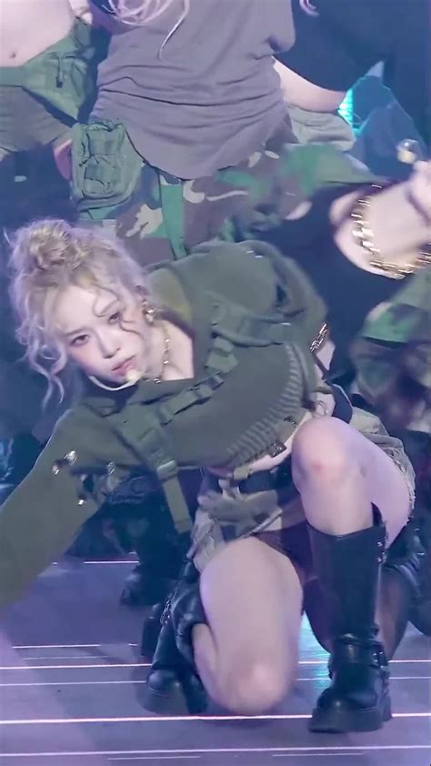 윈터누나 밀리터리 초미니 갈색 속바지 쩍벌 허벅지 내전근 마이너갤 윤아저장소 Kgirls Net
