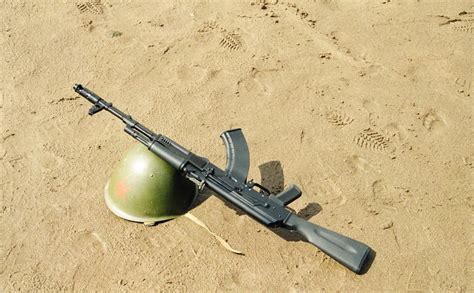 Армейские сувениры: Макет ММГ автомата Калашникова АК74