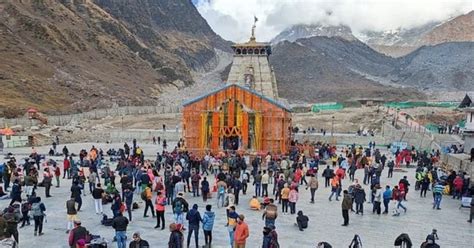PHOTOS त नह ज प रह कदरनथ धम जन कय ह वजह रजसटरशन