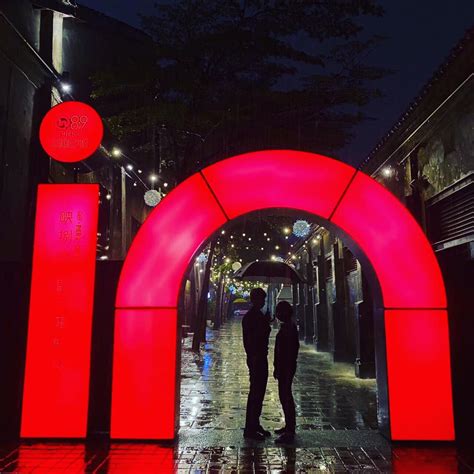 In89豪華影城 雨天的七夕很浪漫🌹 沒人跟你過七夕也請不要傷心 我陪你💗💗💗💗💗 Inlove