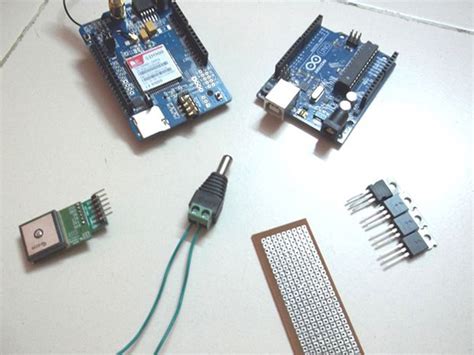 arduino based global car tracking system
