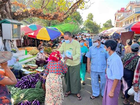 ဝါးခယ်မမြို့နယ် စီမံအုပ်ချုပ်ရေးအဖွဲ့မှ ဦးဆောင်၍ နှာခေါင်းစည်းတပ်ဆင်ရေး Mask Campaign ပြုလုပ