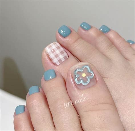 Pin On Black Aesthetic Wallpaper Gel Toe Nails Feet Nail Design Les Nails
