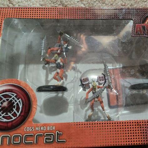 At 43 G Nocrat Cogs Hero Box 3914266514