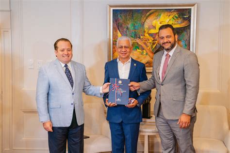 Gobierno entrega al Congreso Nacional memorias de gestión del año Z Digital