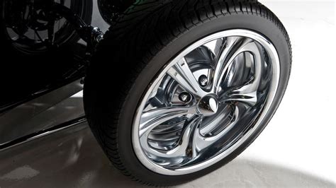 Ford Chromezilla Custom Roadster 1932