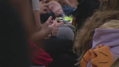 Nationally Recognized Surgeon Explains Peyton Mannings Neck Surgery