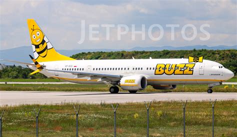 Buzz 737 800 Emily By Leandroyahya On Deviantart