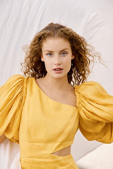 Moraya Wilson Viviens Models