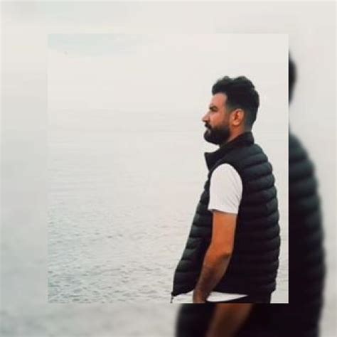 دانلود اهنگ از خوشی های زمان جا مانده ام از سهیل غنی پور موزیک یاب