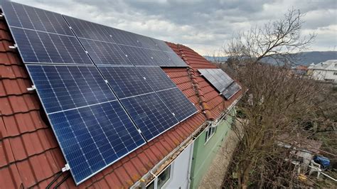Instalare Sistem Fotovoltaic Prosumator 6 kWp cu Stocare în Gherla Cluj