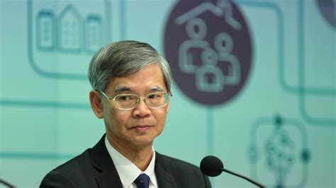 曾提綜援年齡兩年上調一歲 羅致光：當大家120歲，60歲剛是中年