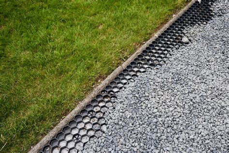 35 Landscape Edging Ideas For An Extra Classy Lawn And Garden Parade