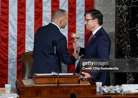 Us House Minority Leader Hakeem Jeffries Hands The Gavel To Newly News Photo Getty Images