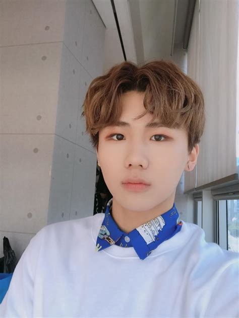 Jonghyeong Pics on Twitter DKZ 종형 JONGHYEONG