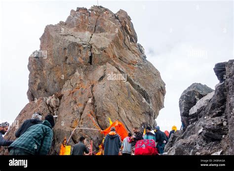 July 14th 2022 Himachal Pradesh India Devotees Offering Their Prayers