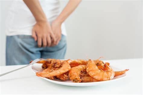 Premium Photo Food Allergies Women Have Reactions Itching And Redness