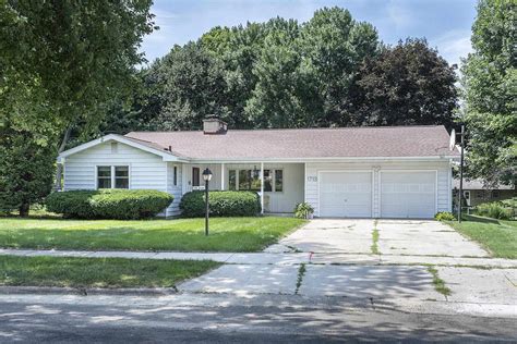 1713 Elka Lane Madison Wi 53704 Mls 1960976 Zillow