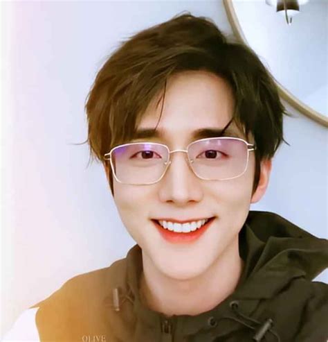 Ghim Trên Steven Zhang Xincheng Nụ Cười Nhà Yêu Anh