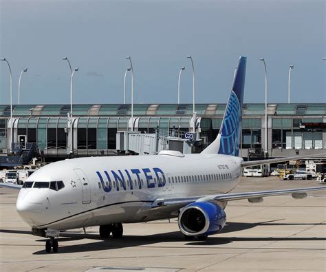 La Aerolínea United Airlines Elimina Continental Del Nombre De Su Holding