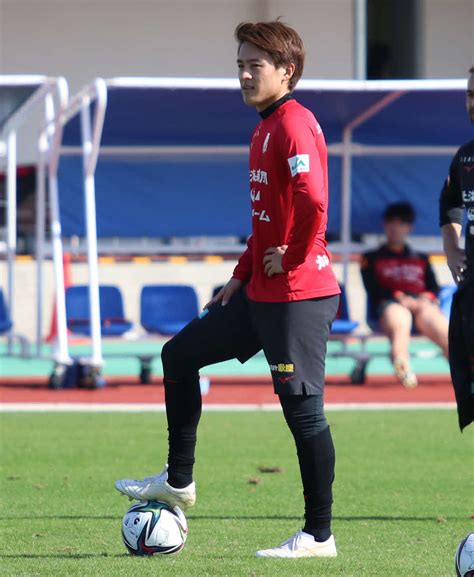 初の開幕スタメン狙う札幌高嶺朋樹 初実戦「プラスアルファで」存在感示す J1写真ニュース 日刊スポーツ