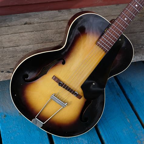 1943 Epiphone Olympic Carved Top Archtop Guitar