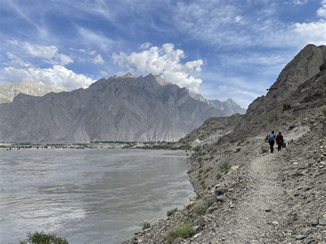 Nangsoq The First Organic Village Of Skardu The Mad Hatters