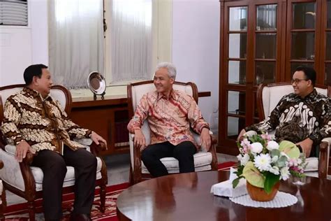 Survei Csis Terbaru Prabowo Gibran Unggul Amin Salip Paslon Ganjar Mahfud Kilat
