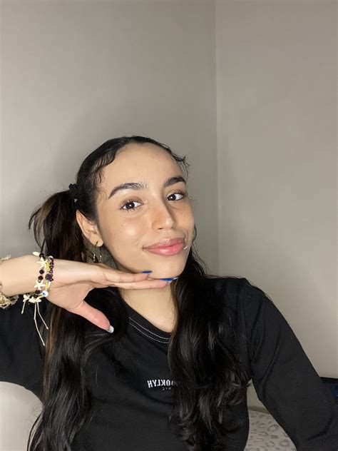 Lilly Makes Me Smile And I Hope She Brings A Smile To Your Face Too ☺️🐶 R Mademesmile