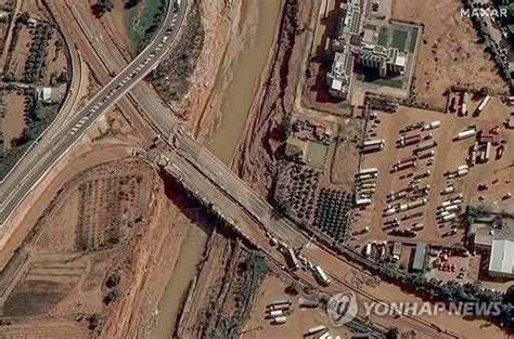 스페인 폭우 사망 205명인재 비판에 당국 기상학자냐