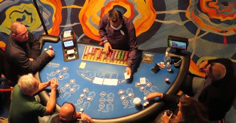 중국 사기단에 속은 동남아 젊은이들 “올해 인신매매 2700여명 피해”