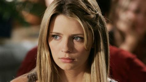 Why Mischa Bartons Marissa Cooper Left The O C