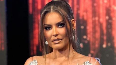 Fotos Vanessa Claudio Conquista Instagram Al Posar Con Entallado Vestido Rosa Puro Show