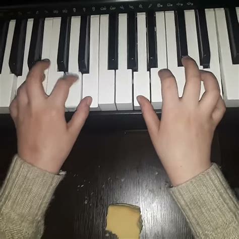 როგორ უკრავს ბარბარე პიანინოზე😯😯 Youtube