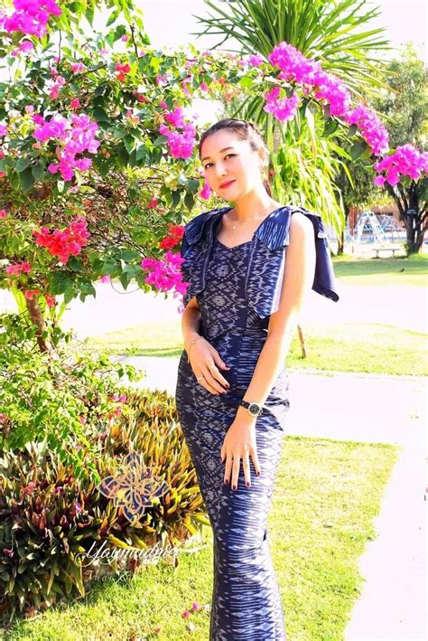 💃 ชุดโปรฯแ ยายมัดหมี่ ชุดผ้าไทย Yaymudmee Thai Clothing Facebook