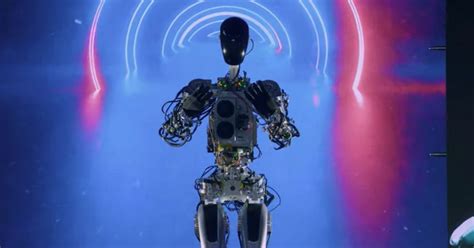 Tesla Ai Day Discover The Humanoid Robot Optimus Presented By Elon