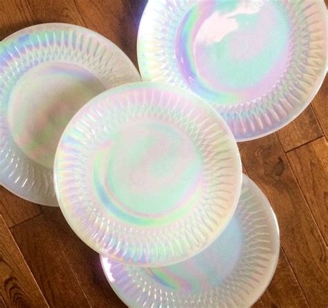 1960s Set Of 4 Moonglow Dinner Plates By Federal Glass Iridescent