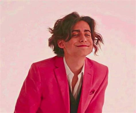 Pin En Aidan Gallagher